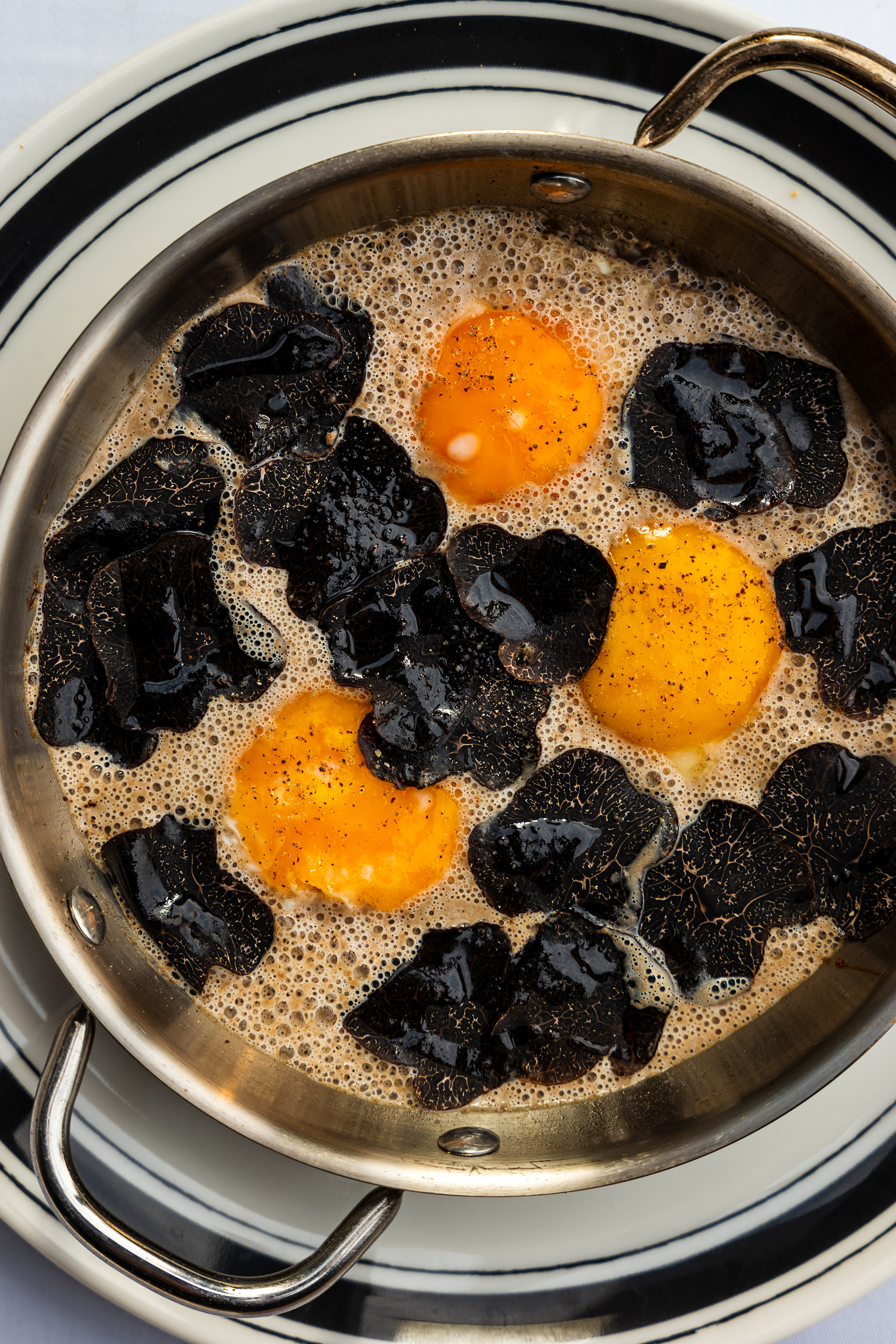 Le petit-déjeuner est prêt! (Breakfast is Ready!) – Hospitality Reviews